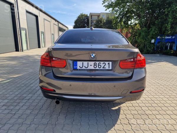 Brown BMW 320 2013 in Liepaja, with an engine capacity of 2.00 L and mileage of 174 thousand km for 9600 €, photo 4 on AUTOMOTO.COM.LV