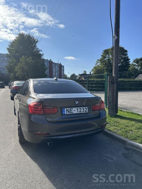 Brūns BMW 320 2013 Jūrmala, ar dzinēja tilpumu 2.00 L un nobraukumu 330 tūkst. km par 9500 €, foto 9 vietnē AUTOMOTO.COM.LV