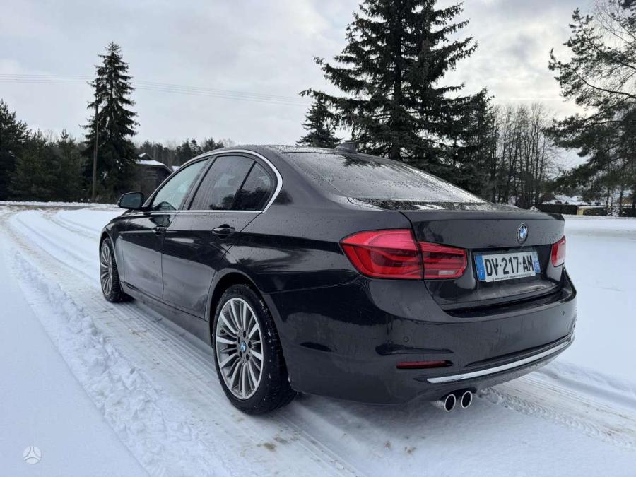 Brown BMW 320 2015 in Jurbarkas, with an engine capacity of 2.00 L and mileage of 125 thousand km for 14700 €, photo 4 on AUTOMOTO.COM.LV