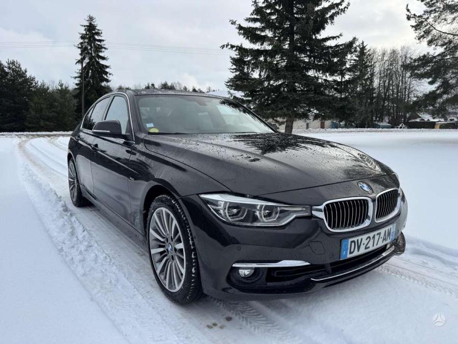 Brown BMW 320 2015 in Jurbarkas, with an engine capacity of 2.00 L and mileage of 125 thousand km for 14700 €, photo 7 on AUTOMOTO.COM.LV