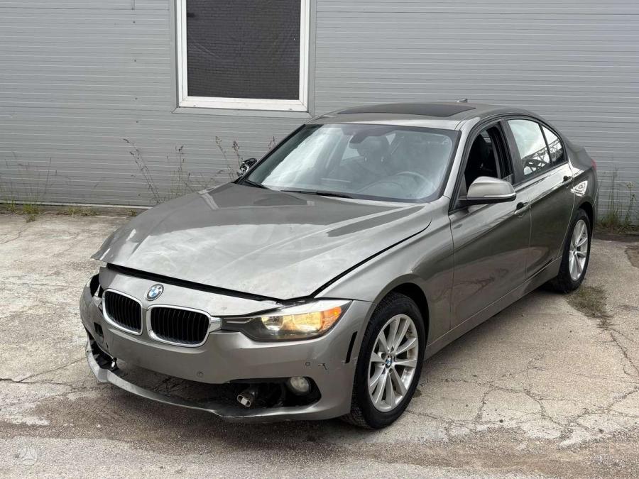 Brūns BMW 320 2016 Šauļi, ar dzinēja tilpumu 2.00 L un nobraukumu 140 tūkst. km par 4600 €, foto 1 vietnē AUTOMOTO.COM.LV