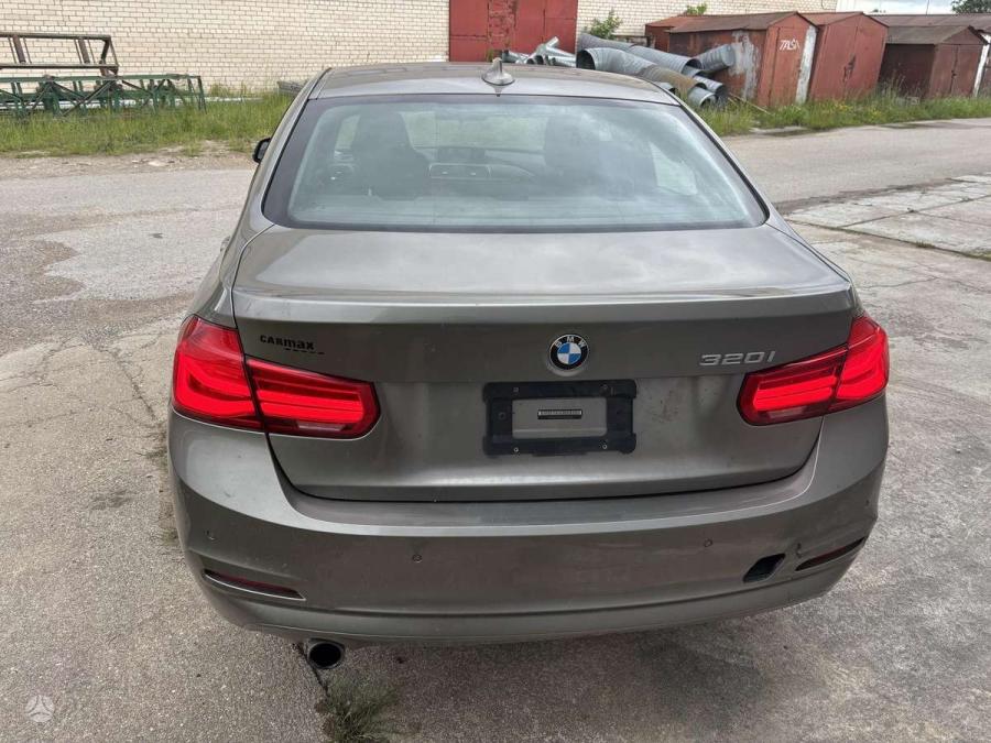 Brūns BMW 320 2016 Šauļi, ar dzinēja tilpumu 2.00 L un nobraukumu 140 tūkst. km par 4600 €, foto 7 vietnē AUTOMOTO.COM.LV