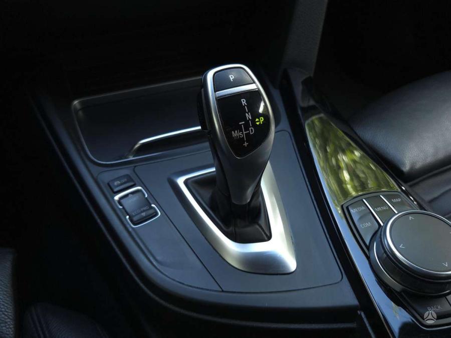 Brūns BMW 320 2017 Kauņa, ar dzinēja tilpumu 2.00 L un nobraukumu 300 tūkst. km par 12250 €, foto 21 vietnē AUTOMOTO.COM.LV
