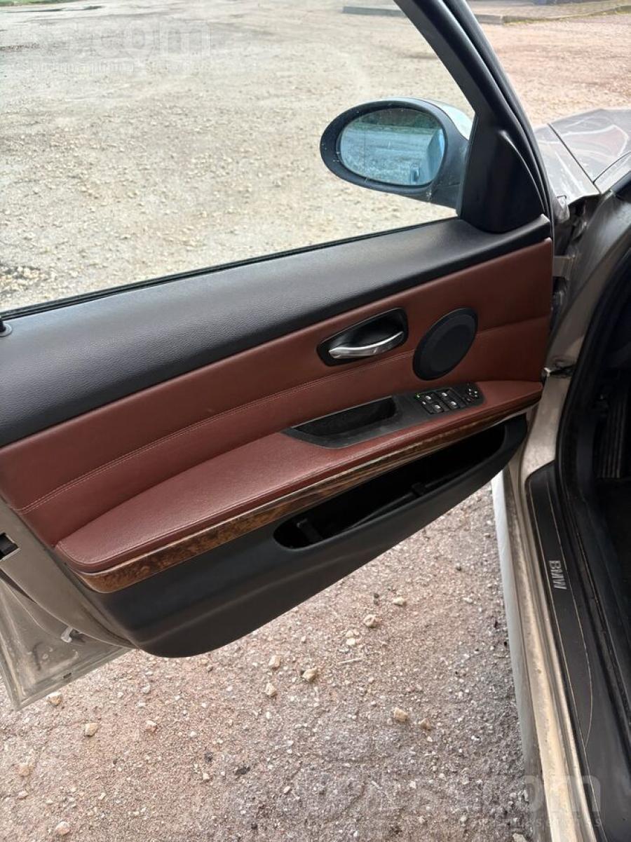Brūns BMW 320 2007 Kuldīga, ar dzinēja tilpumu 2.00 L un nobraukumu 368 tūkst. km par 3100 €, foto 6 vietnē AUTOMOTO.COM.LV