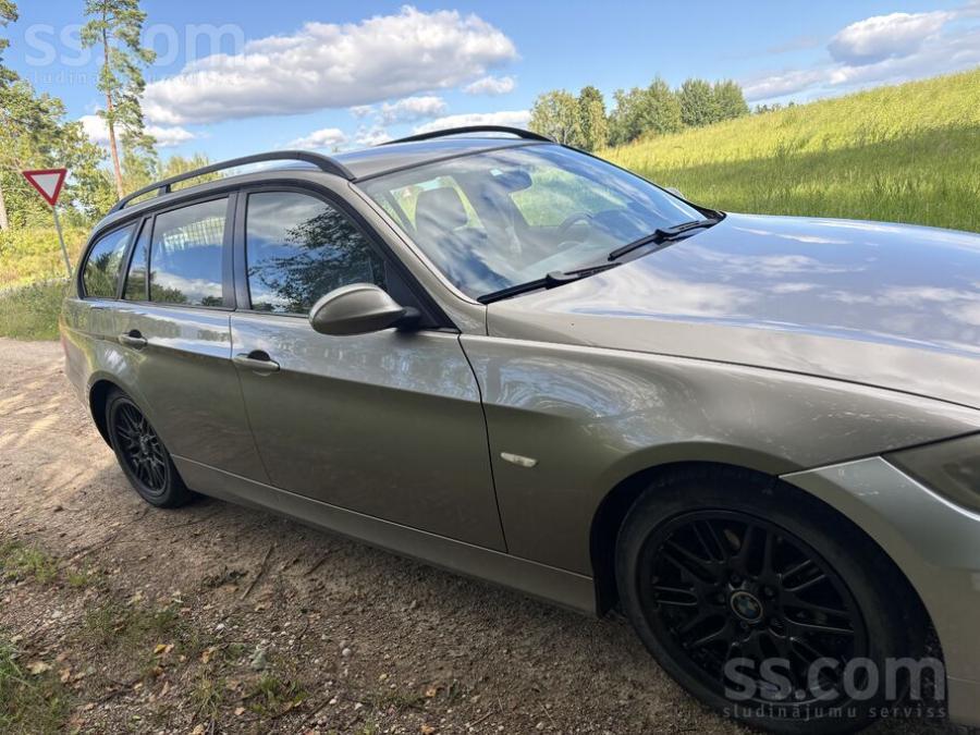 Brown BMW 320 2007 in Kuldiga, with an engine capacity of 2.00 L and mileage of 369 thousand km for 2950 €, photo 5 on AUTOMOTO.COM.LV