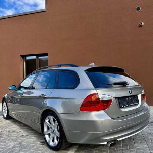 Brūns BMW 320 2008 Kaišiadorys, ar dzinēja tilpumu 2.00 L un nobraukumu 299 tūkst. km par 3650 €, foto 9 vietnē AUTOMOTO.COM.LV