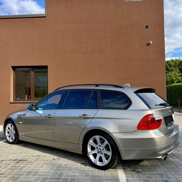 Brūns BMW 320 2008 Kaišiadorys, ar dzinēja tilpumu 2.00 L un nobraukumu 299 tūkst. km par 3650 €, foto 9 vietnē AUTOMOTO.COM.LV