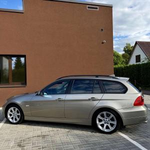 Brūns BMW 320 2008 Kaišiadorys, ar dzinēja tilpumu 2.00 L un nobraukumu 299 tūkst. km par 3650 €, foto 11 vietnē AUTOMOTO.COM.LV