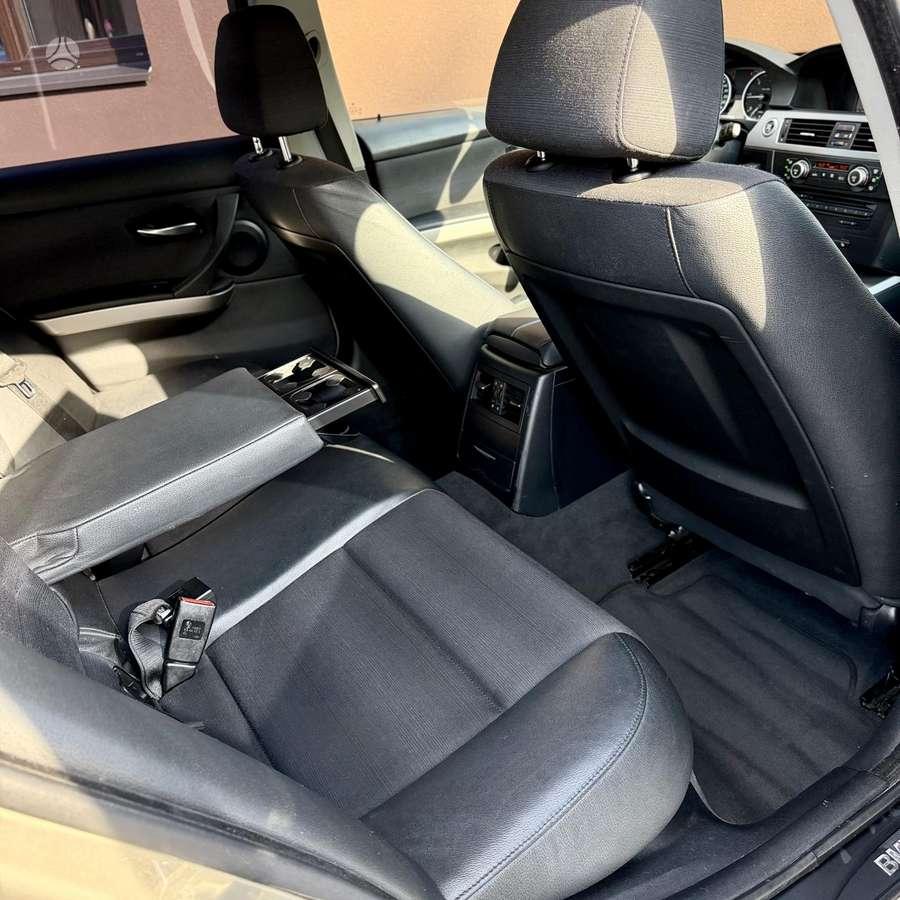 Brūns BMW 320 2008 Kaišiadorys, ar dzinēja tilpumu 2.00 L un nobraukumu 299 tūkst. km par 3650 €, foto 25 vietnē AUTOMOTO.COM.LV