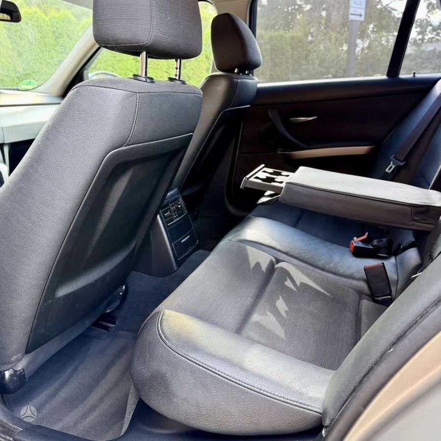 Brūns BMW 320 2008 Kaišiadorys, ar dzinēja tilpumu 2.00 L un nobraukumu 299 tūkst. km par 3650 €, foto 27 vietnē AUTOMOTO.COM.LV