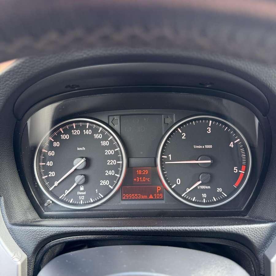 Brūns BMW 320 2008 Kaišiadorys, ar dzinēja tilpumu 2.00 L un nobraukumu 299 tūkst. km par 3650 €, foto 32 vietnē AUTOMOTO.COM.LV