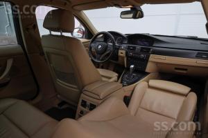 Brown BMW 320 2009 in Riga, with an engine capacity of 2.00 L and mileage of 0 thousand km for 4495 €, photo 19 on AUTOMOTO.COM.LV