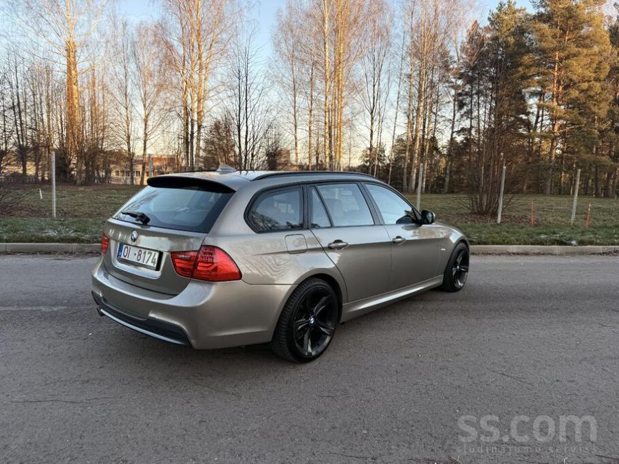 Brown BMW 320 2010 in Valmiera, with an engine capacity of 2.00 L and mileage of 267 thousand km for 6990 €, photo 5 on AUTOMOTO.COM.LV