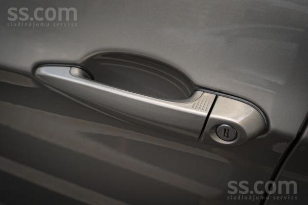 Brūns BMW 320 2010 Rīga, ar dzinēja tilpumu 2.00 L un nobraukumu 335 tūkst. km par 5700 €, foto 9 vietnē AUTOMOTO.COM.LV