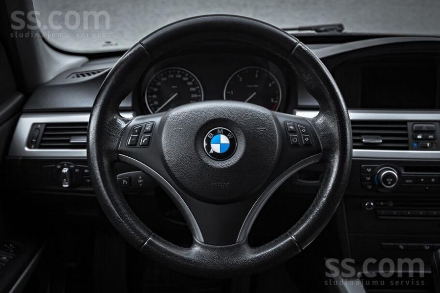 Brūns BMW 320 2010 Rīga, ar dzinēja tilpumu 2.00 L un nobraukumu 335 tūkst. km par 5700 €, foto 20 vietnē AUTOMOTO.COM.LV