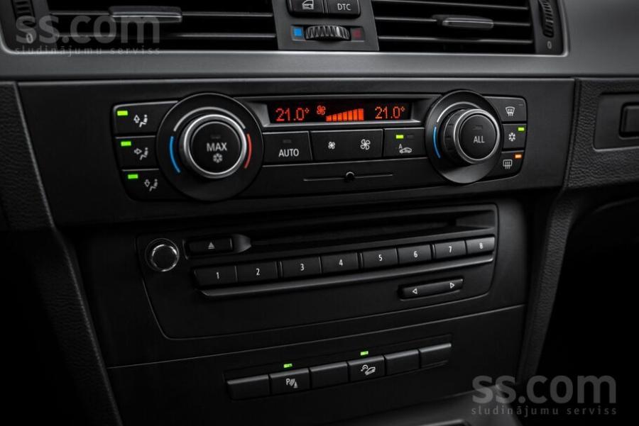 Brūns BMW 320 2010 Rīga, ar dzinēja tilpumu 2.00 L un nobraukumu 335 tūkst. km par 5700 €, foto 24 vietnē AUTOMOTO.COM.LV
