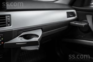Brūns BMW 320 2010 Rīga, ar dzinēja tilpumu 2.00 L un nobraukumu 335 tūkst. km par 5700 €, foto 28 vietnē AUTOMOTO.COM.LV