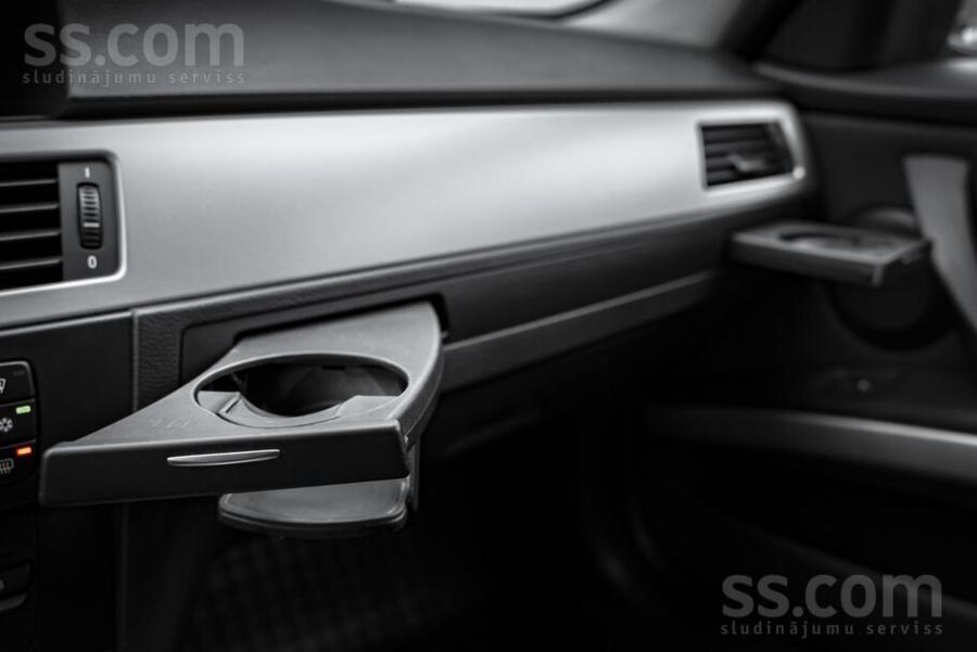 Brūns BMW 320 2010 Rīga, ar dzinēja tilpumu 2.00 L un nobraukumu 335 tūkst. km par 5700 €, foto 28 vietnē AUTOMOTO.COM.LV