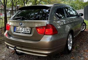 Brown BMW 320 2012 in Kaunas, with an engine capacity of 0.00 L and mileage of 246 thousand km for 4750 €, photo 4 on AUTOMOTO.COM.LV