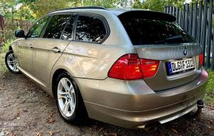 Brown BMW 320 2012 in Kaunas, with an engine capacity of 0.00 L and mileage of 246 thousand km for 4750 €, photo 5 on AUTOMOTO.COM.LV