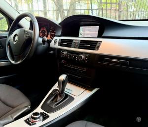 Brown BMW 320 2012 in Kaunas, with an engine capacity of 0.00 L and mileage of 246 thousand km for 4750 €, photo 11 on AUTOMOTO.COM.LV