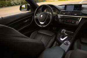 Brown BMW 320 2013 in Jelgava, with an engine capacity of 2.00 L and mileage of 236 thousand km for 13200 €, photo 8 on AUTOMOTO.COM.LV