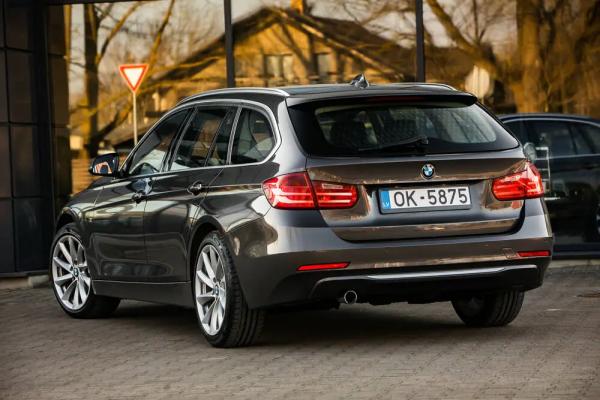 Brown BMW 320 2013 in Jelgava, with an engine capacity of 2.00 L and mileage of 258 thousand km for 7650 €, photo 5 on AUTOMOTO.COM.LV