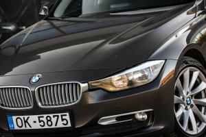 Brown BMW 320 2013 in Jelgava, with an engine capacity of 2.00 L and mileage of 258 thousand km for 7650 €, photo 10 on AUTOMOTO.COM.LV