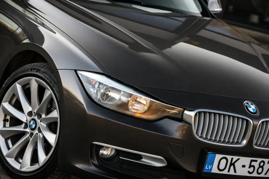 Brown BMW 320 2013 in Jelgava, with an engine capacity of 2.00 L and mileage of 258 thousand km for 7650 €, photo 14 on AUTOMOTO.COM.LV