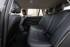 Brown BMW 320 2013 in Jelgava, with an engine capacity of 2.00 L and mileage of 258 thousand km for 7650 €, photo 23 on AUTOMOTO.COM.LV