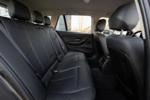 Brown BMW 320 2013 in Jelgava, with an engine capacity of 2.00 L and mileage of 258 thousand km for 7650 €, photo 27 on AUTOMOTO.COM.LV