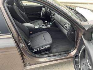 Brown BMW 320 2013 in Utena, with an engine capacity of 2.00 L and mileage of 358 thousand km for 5600 €, photo 19 on AUTOMOTO.COM.LV