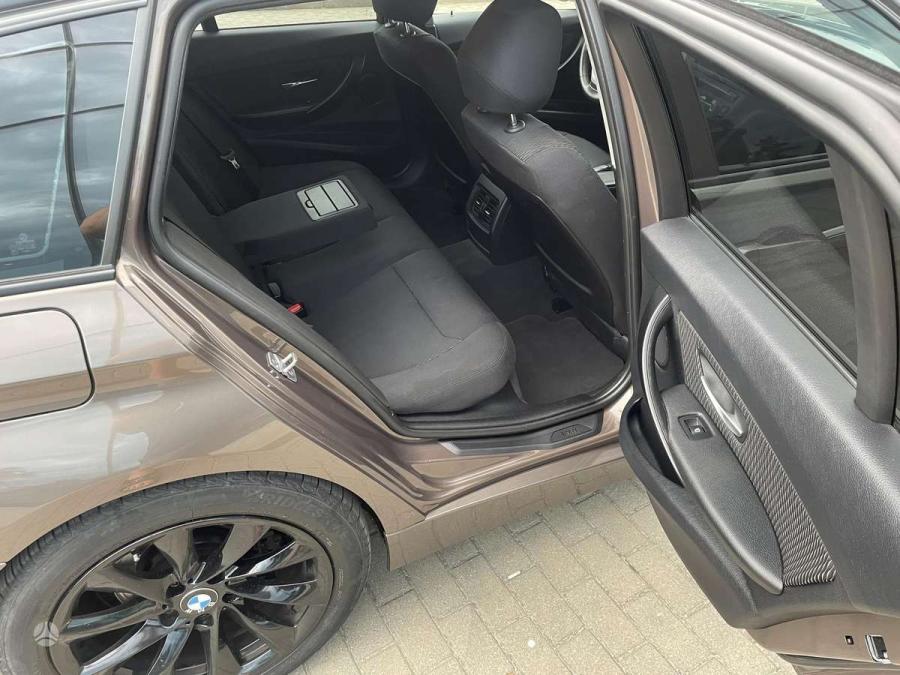 Brown BMW 320 2013 in Utena, with an engine capacity of 2.00 L and mileage of 358 thousand km for 5600 €, photo 20 on AUTOMOTO.COM.LV