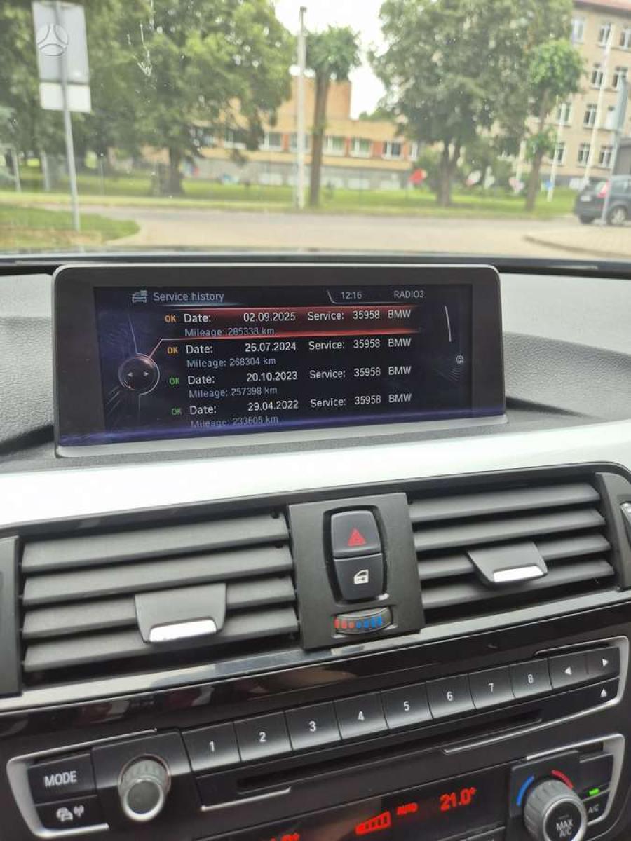 Brūns BMW 320 2013 Šauļi, ar dzinēja tilpumu 2.00 L un nobraukumu 297 tūkst. km par 9350 €, foto 31 vietnē AUTOMOTO.COM.LV