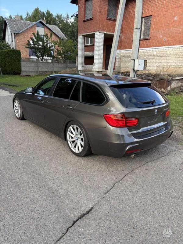 Brown BMW 320 2013 in Panevezys, with an engine capacity of 2.00 L and mileage of 390 thousand km for 7300 €, photo 3 on AUTOMOTO.COM.LV