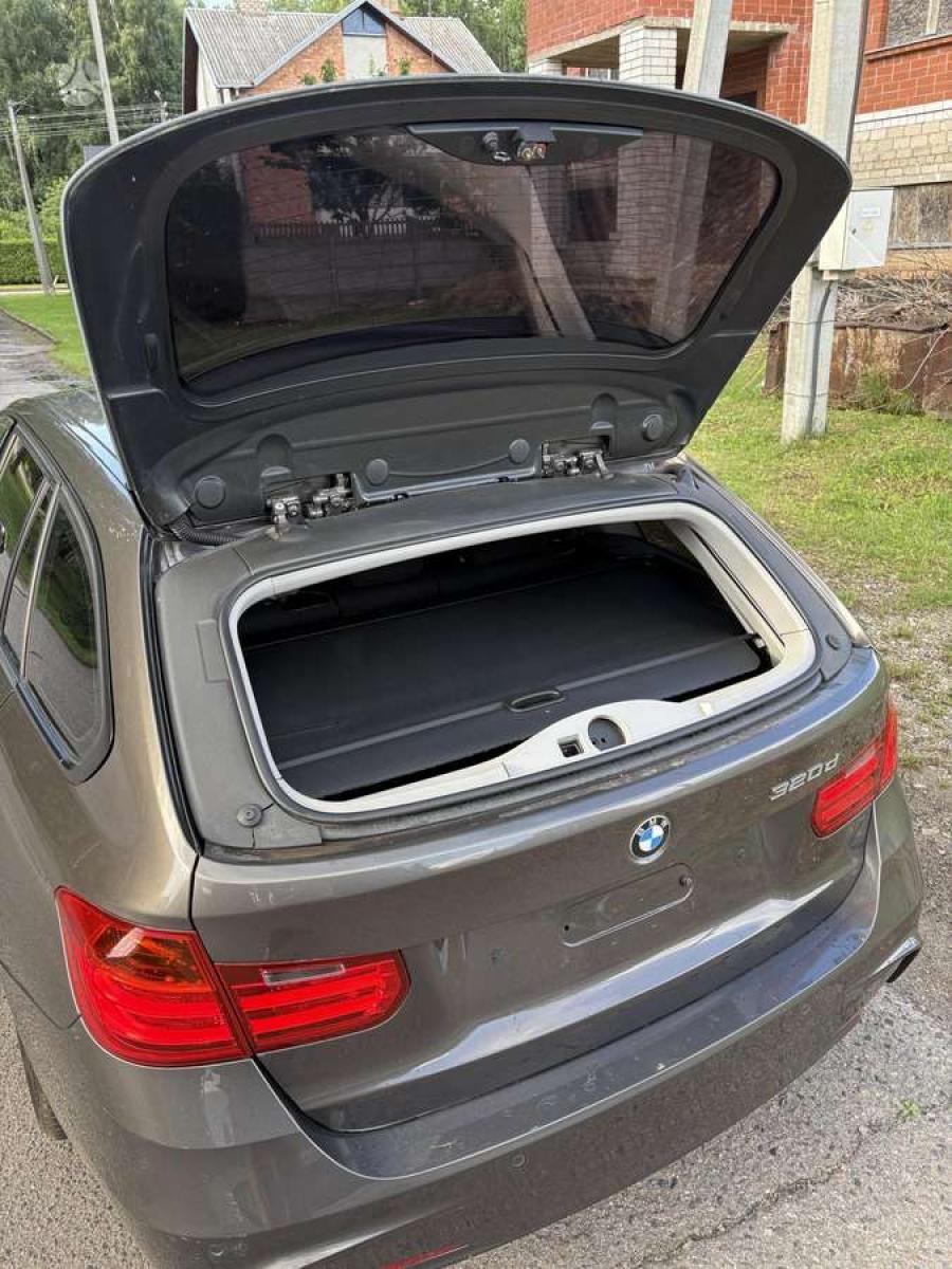Brown BMW 320 2013 in Panevezys, with an engine capacity of 2.00 L and mileage of 390 thousand km for 7300 €, photo 18 on AUTOMOTO.COM.LV