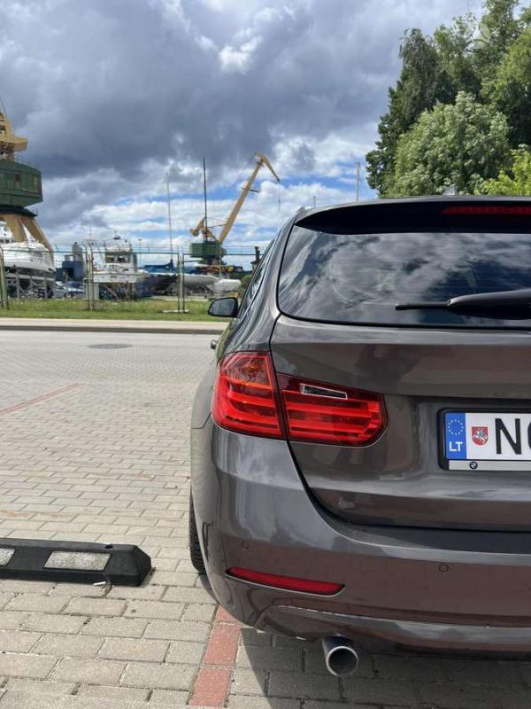 Brown BMW 320 2013 in Klaipeda, with an engine capacity of 2.00 L and mileage of 256 thousand km for 8500 €, photo 5 on AUTOMOTO.COM.LV