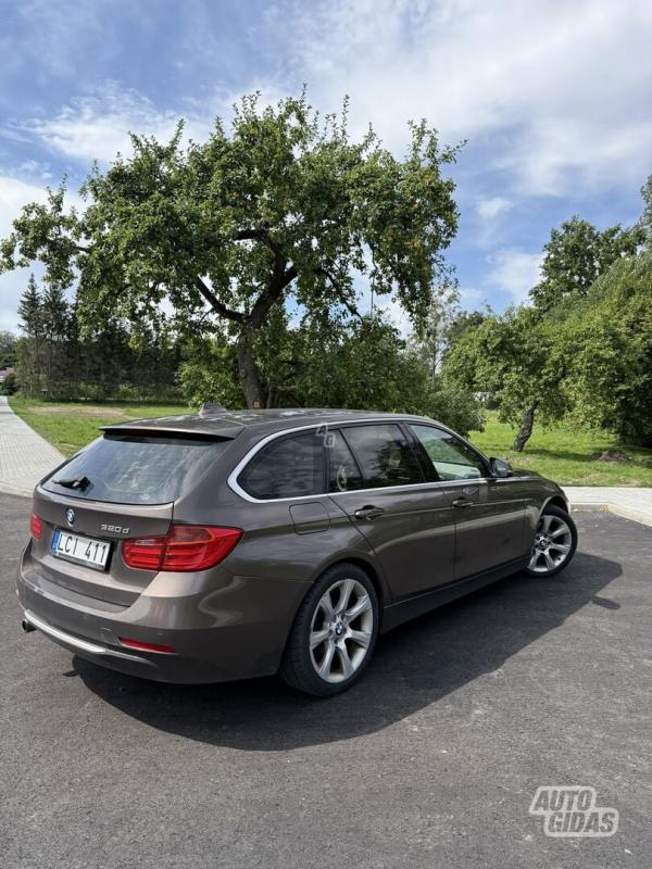 BMW 320 2013 in Kaunas on AUTOMOTO.COM.LV Brown BMW 320 2013 in Kaunas, with an engine capacity of 2.00 L and mileage of 360 thousand km for 8000 €, photo 6 on AUTOMOTO.COM.LV