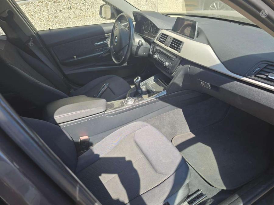Brown BMW 320 2014 in Kaunas, with an engine capacity of 2.00 L and mileage of 201 thousand km for 5550 €, photo 16 on AUTOMOTO.COM.LV