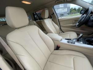 Brown BMW 320 2014 in Vilnius, with an engine capacity of 2.00 L and mileage of 239 thousand km for 6900 €, photo 21 on AUTOMOTO.COM.LV
