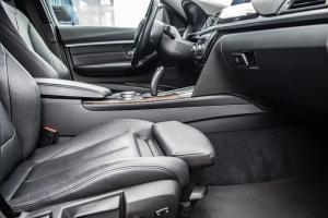 Brown BMW 320 2015 in Tukums, with an engine capacity of 2.00 L and mileage of 280 thousand km for 11080 €, photo 34 on AUTOMOTO.COM.LV