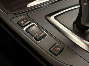 Brūns BMW 320 2015 Marijampole, ar dzinēja tilpumu 2.00 L un nobraukumu 317 tūkst. km par 9750 €, foto 8 vietnē AUTOMOTO.COM.LV