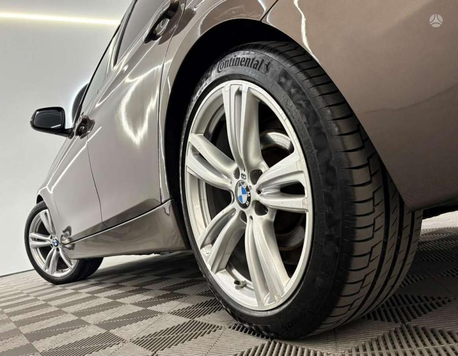Brūns BMW 320 2015 Marijampole, ar dzinēja tilpumu 2.00 L un nobraukumu 317 tūkst. km par 9750 €, foto 20 vietnē AUTOMOTO.COM.LV