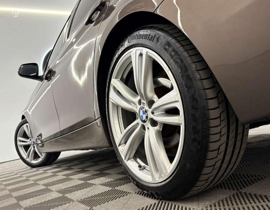 Brown BMW 320 2015 in Marijampole, with an engine capacity of 2.00 L and mileage of 317 thousand km for 9400 €, photo 12 on AUTOMOTO.COM.LV