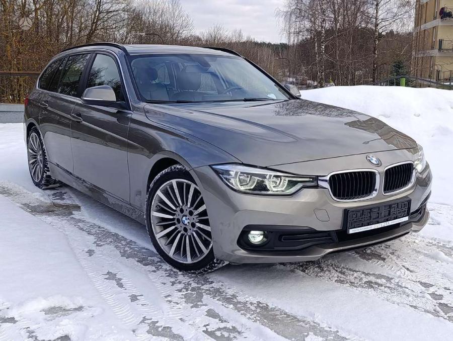 Brown BMW 320 2016 in Vilnius, with an engine capacity of 2.00 L and mileage of 268 thousand km for 9700 €, photo 31 on AUTOMOTO.COM.LV