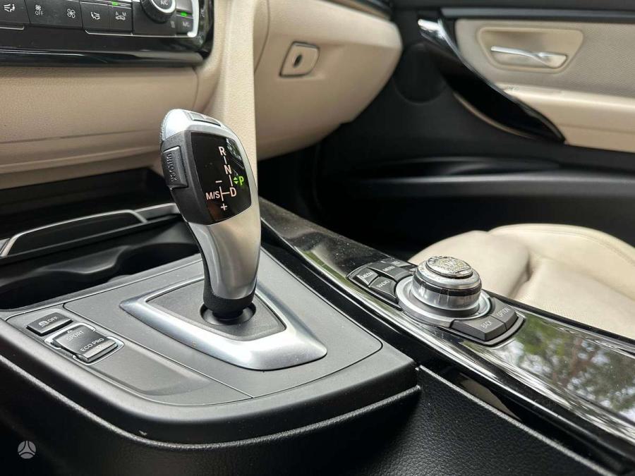 Brūns BMW 320 2016 Viļņa, ar dzinēja tilpumu 2.00 L un nobraukumu 215 tūkst. km par 7700 €, foto 23 vietnē AUTOMOTO.COM.LV