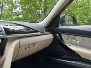 Brūns BMW 320 2016 Viļņa, ar dzinēja tilpumu 2.00 L un nobraukumu 215 tūkst. km par 7700 €, foto 24 vietnē AUTOMOTO.COM.LV