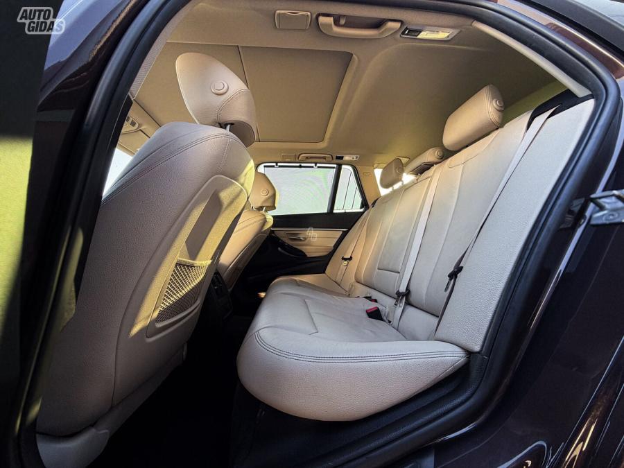 Brown BMW 320 2016 in Siauliai, with an engine capacity of 2.00 L and mileage of 203 thousand km for 12850 €, photo 28 on AUTOMOTO.COM.LV