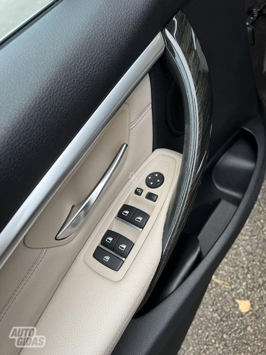 Brown BMW 320 2016 in Siauliai, with an engine capacity of 2.00 L and mileage of 203 thousand km for 12850 €, photo 36 on AUTOMOTO.COM.LV