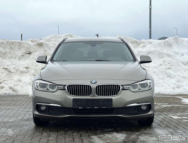 Brown BMW 320 2017 in Taurage, with an engine capacity of 2.00 L and mileage of 181 thousand km for 10999 €, photo 4 on AUTOMOTO.COM.LV